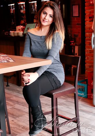 Best Bulgarian Singles: Magdalena from Sofia, 25 yo, hair color Fair